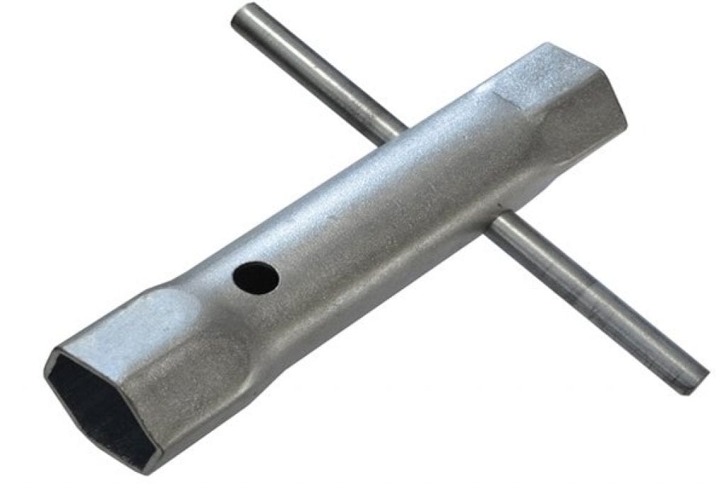 Which type of basin wrench should you choose? - Wonkee Donkee Tools